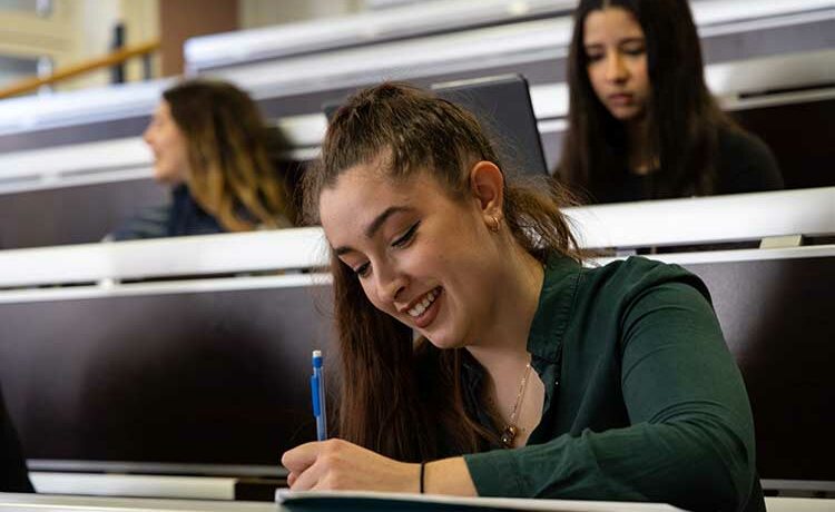 Undergraduate Admissions procedure at ISG International Business School